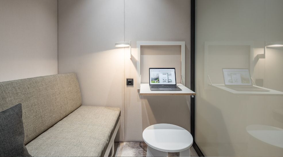 Hotels in Helsinki | Comfort Hotel® Xpress Helsinki Airport Terminal