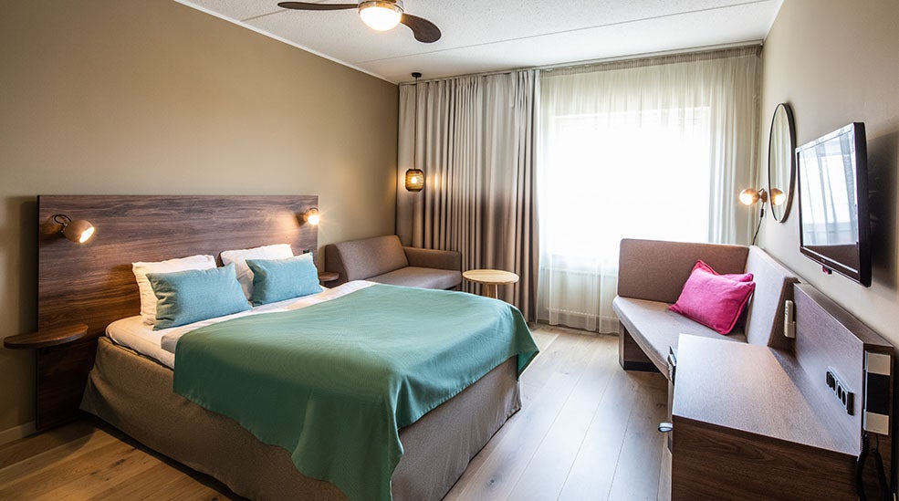 QU Hotel The Reef Getaway